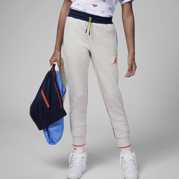 Jordan | Bottoms | Nwt Girls Jordan Backyard Adventure Boxy Sweatpants ...